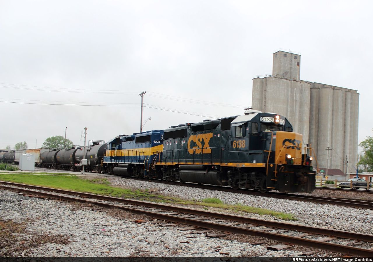 CSX 6138 HLCX 4208